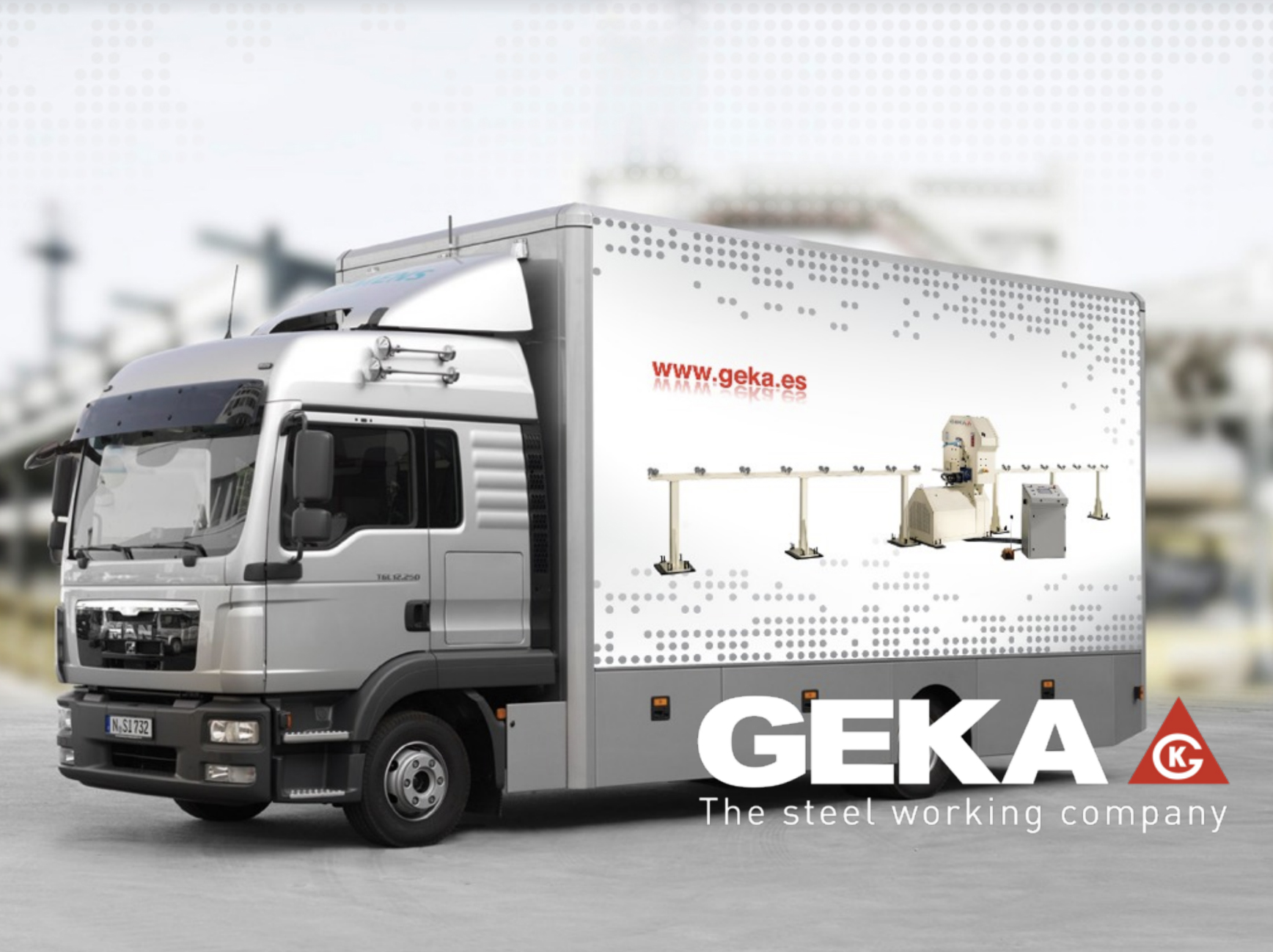 Live demonstrations of Geka punching machines